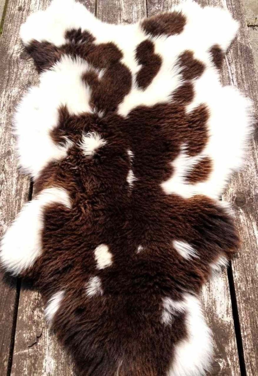 Genuine Jacob Sheepskin Rug | Sheepskin Throws & Rugs – Anna Davies